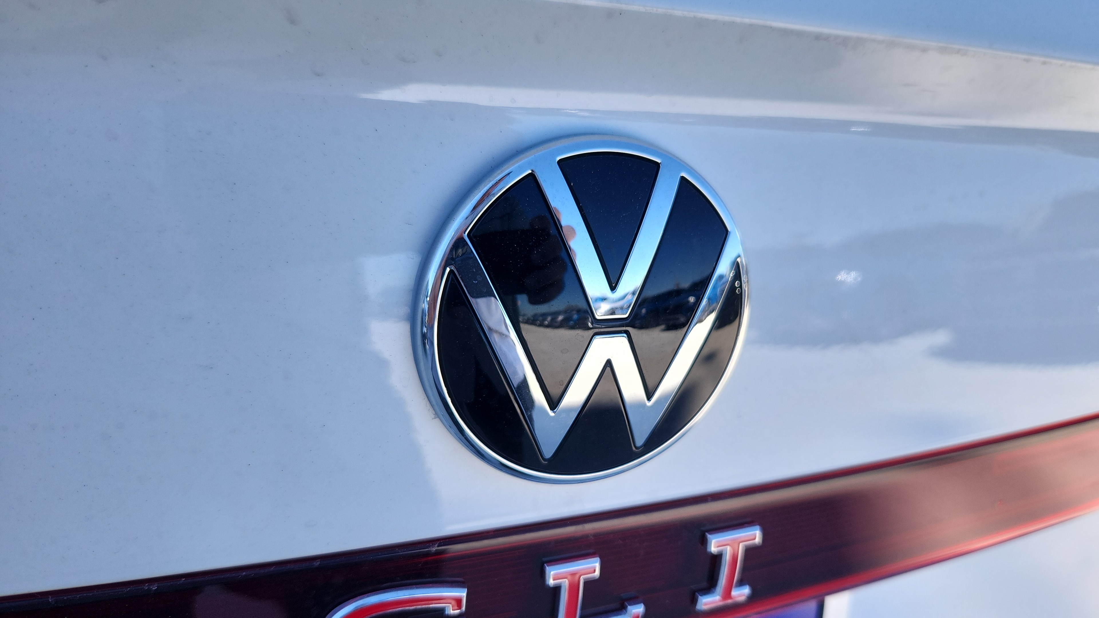 Vw Gli Logo 3.5rd Gene VW Jetta LED Emblem (2022–2025)
